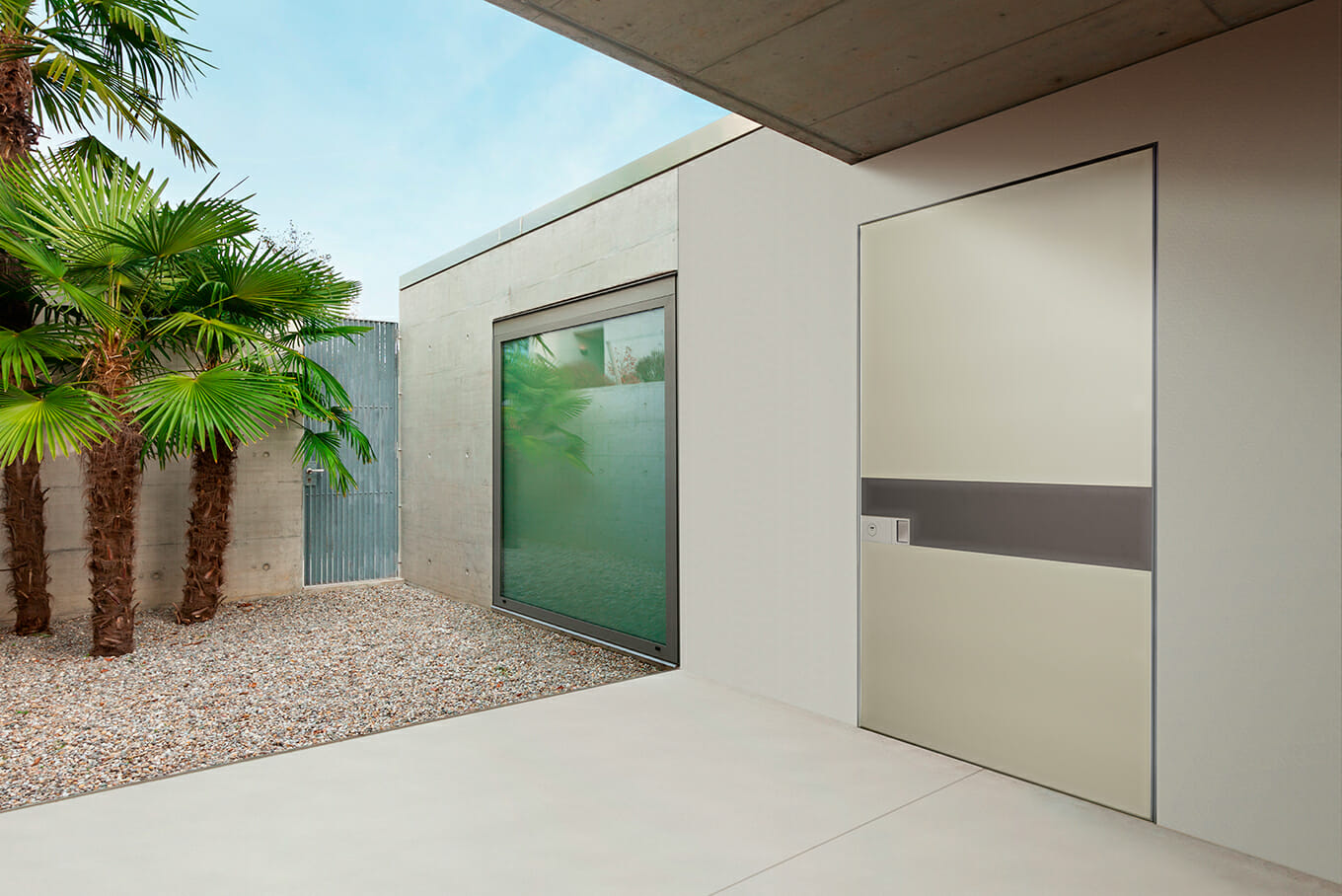 Intro armoured door, Design without limits - Bauxt Spa made in Italy